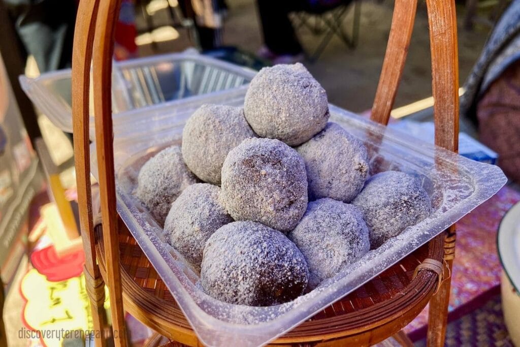 Kuih Loklik: Kuih Tradisi Terengganu yang Wajib Anda Cuba - Discovery ...